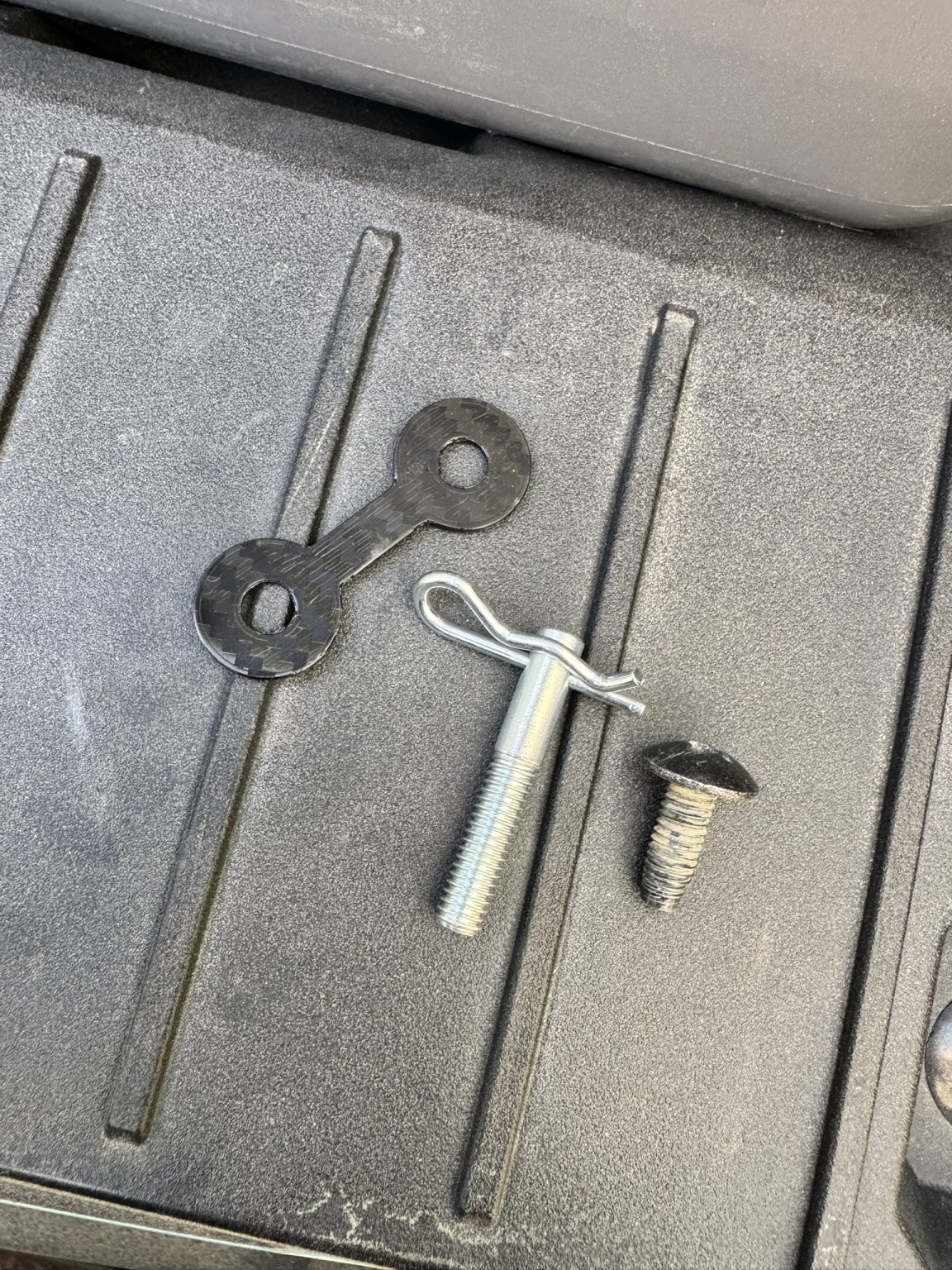 RTIC Cooler Bed Mount KRX